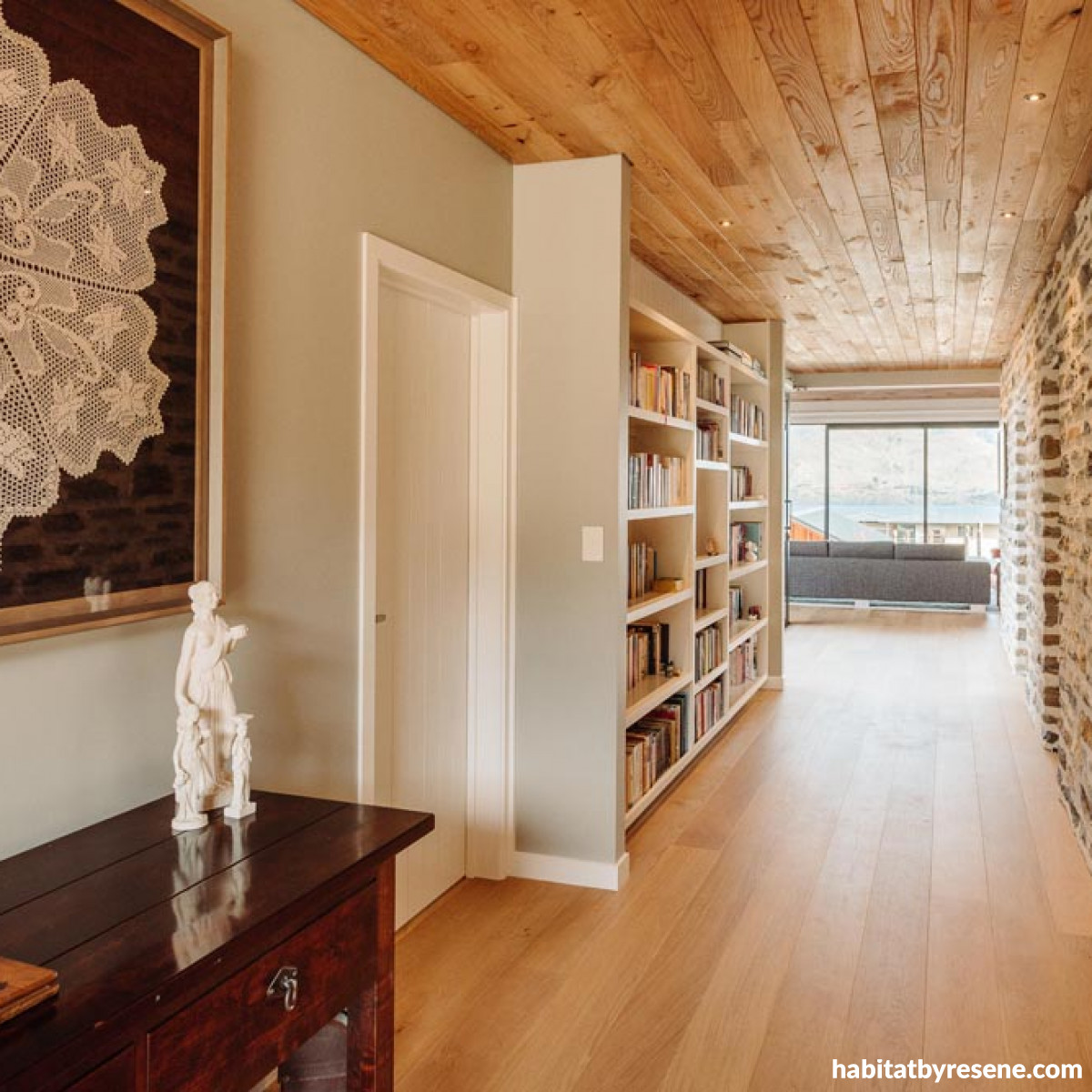 Cosy wooden Wanaka home’s makeover in Resene neutrals inspired by the ...