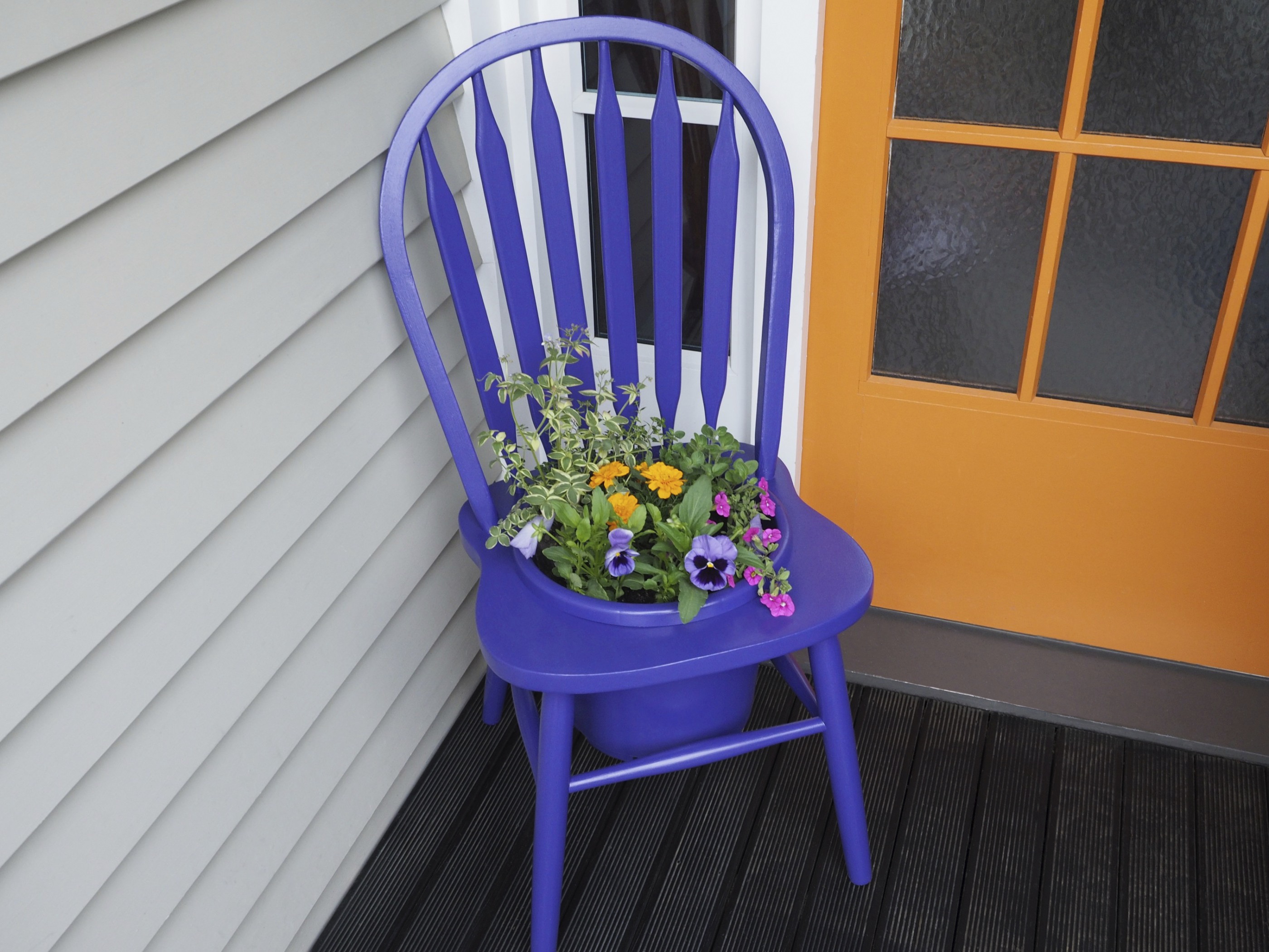 Transform an old chair into a cheerful flower planter | Habitat by Resene