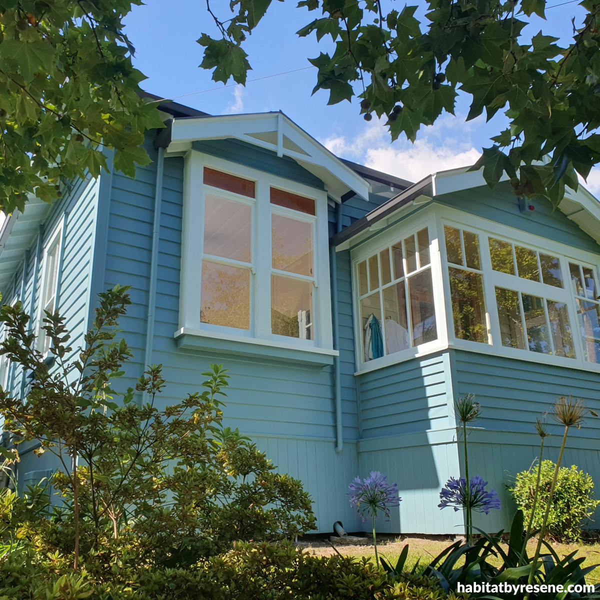 A colourful transformation for this home exterior | Habitat by Resene