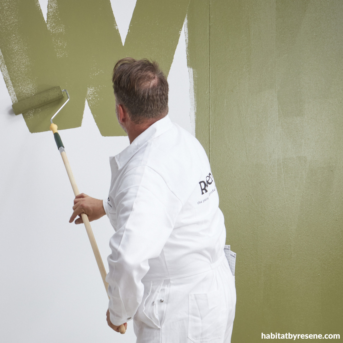 Paint like a pro: How to use a roller | Habitat by Resene