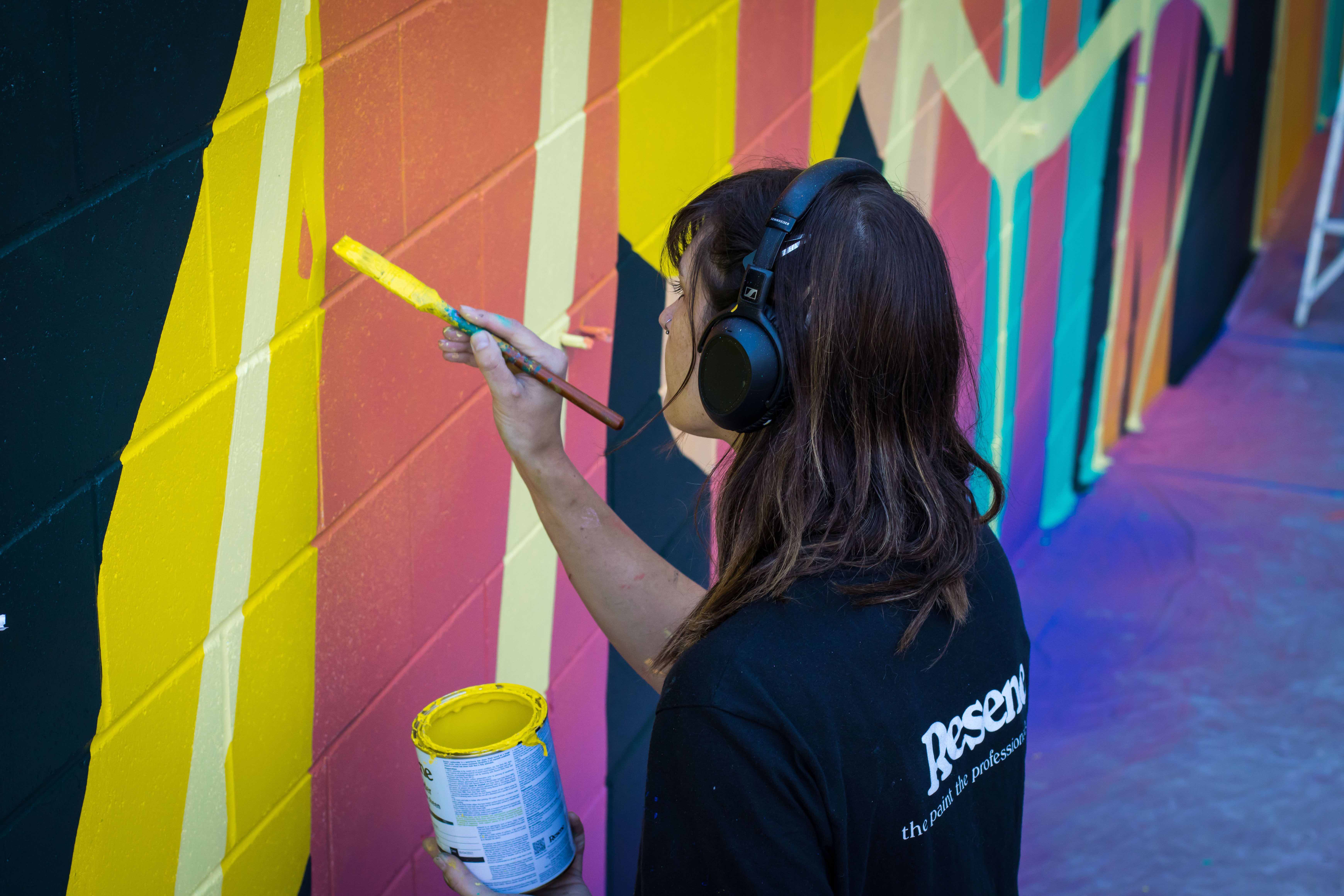 Artist George Rose brings us abstract, vibrant energy | Habitat by Resene