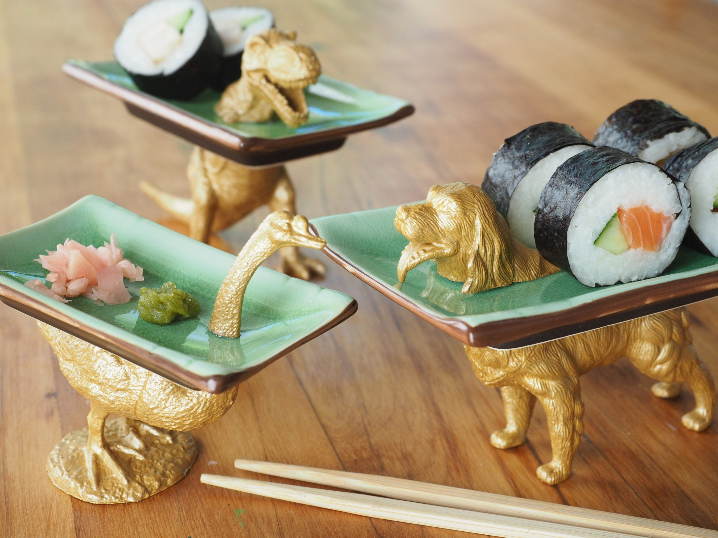 A roar-some dish: DIY animal plates | Habitat by Resene