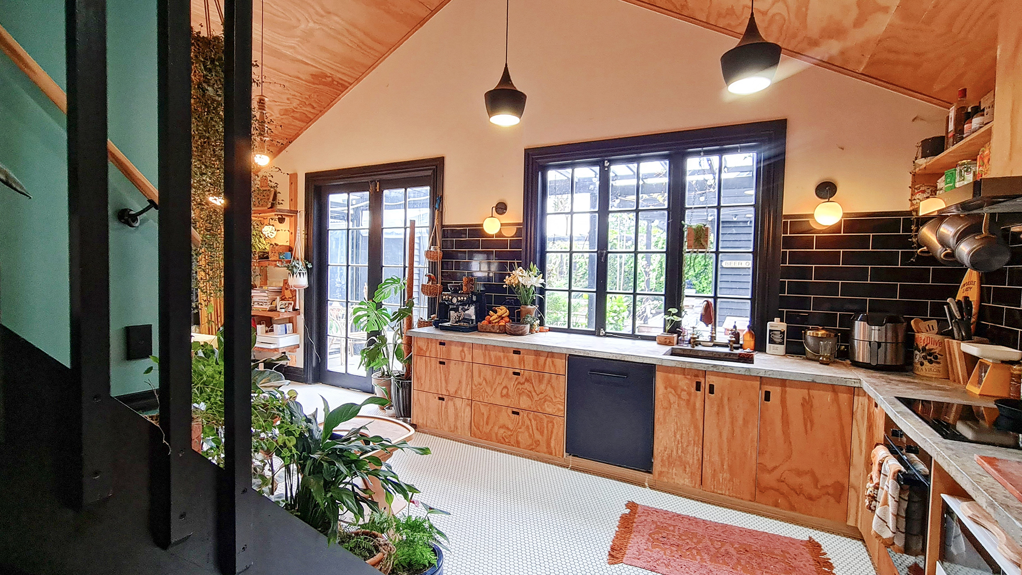 Art and soul: A 1910 villa with an unexpected colour scheme | Habitat ...