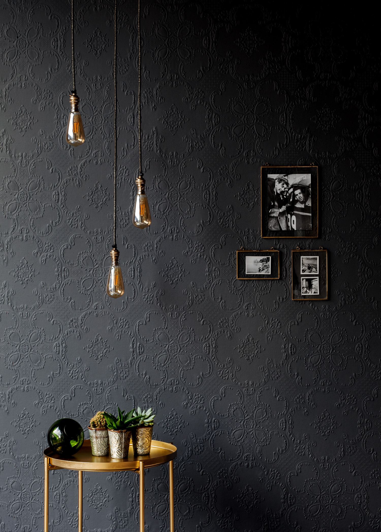 Transform your walls with textured anaglypta wallpaper | Habitat by Resene
