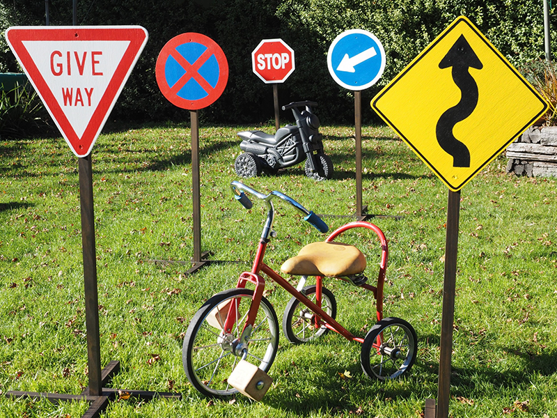 Create DIY bike signs for the kids this school holidays | Habitat by Resene