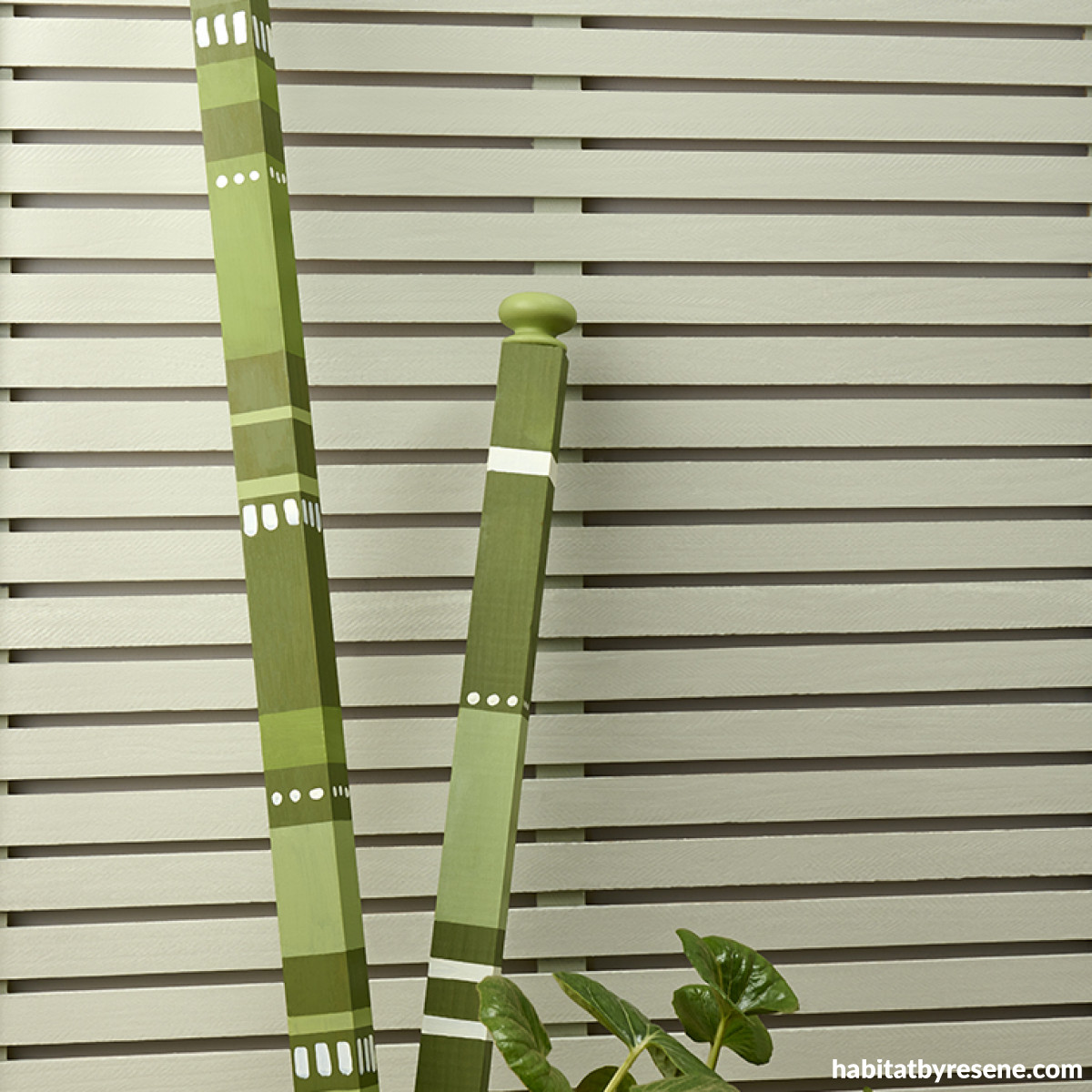 Spruce up your garden with these DIY totem poles | Habitat by Resene