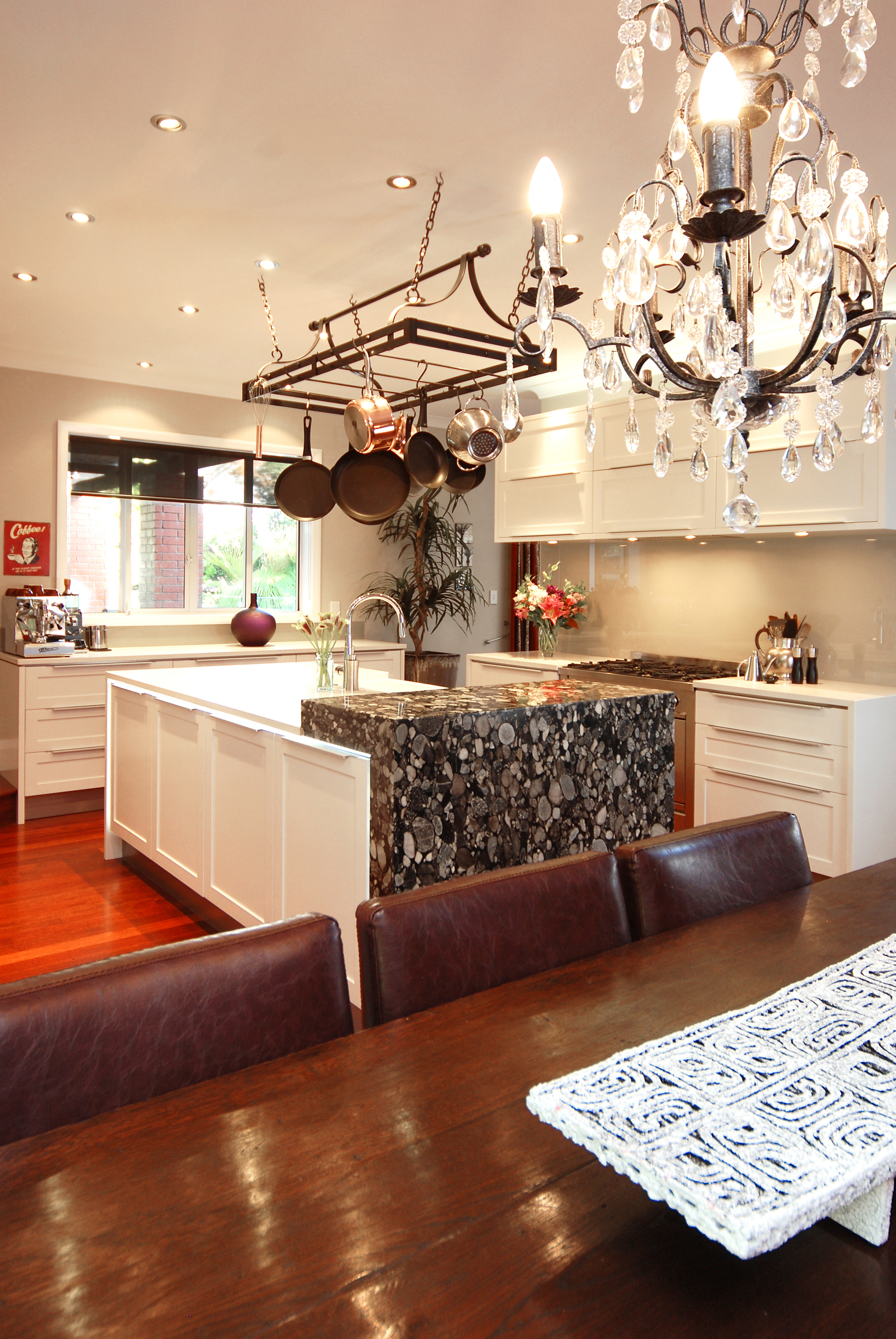 Alun and Julie's Country Manor | Habitat by Resene