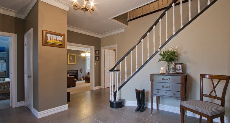 David and Andrea's Elegant English Country House | Habitat by Resene