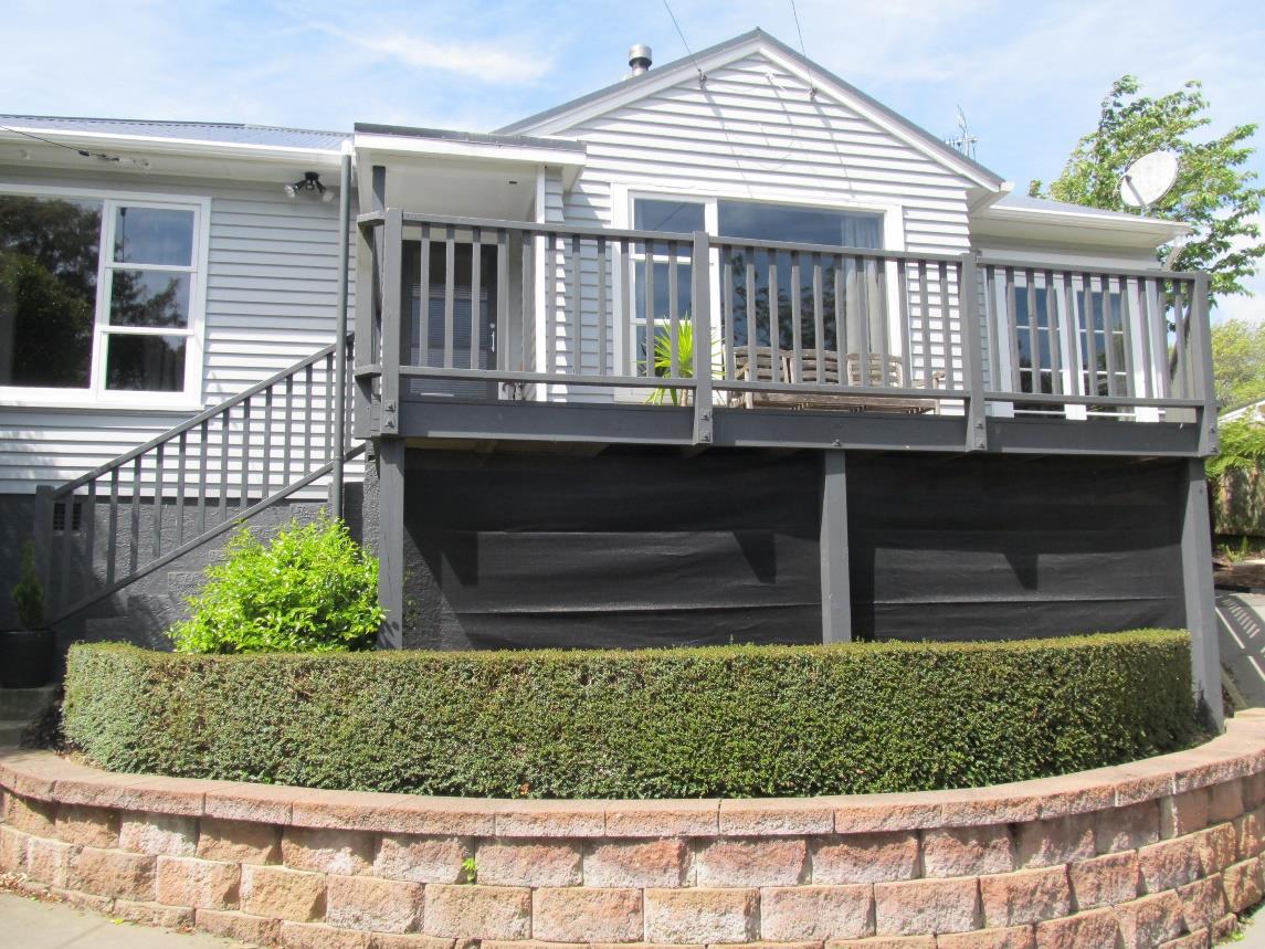 Lisa calls in the colour pros for a refined revival | Habitat by Resene