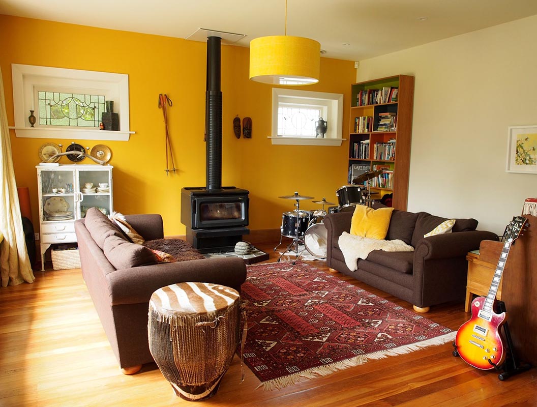 Jane and Rory bring modern earthiness to their reno | Habitat by Resene