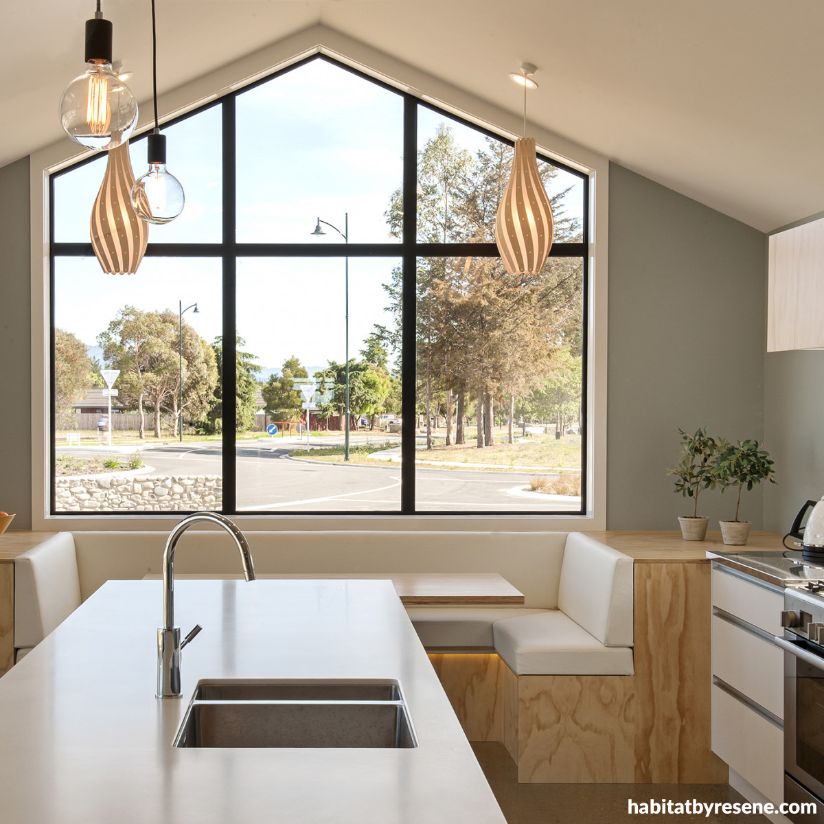 Michelle and Andrew show some vision | Habitat by Resene