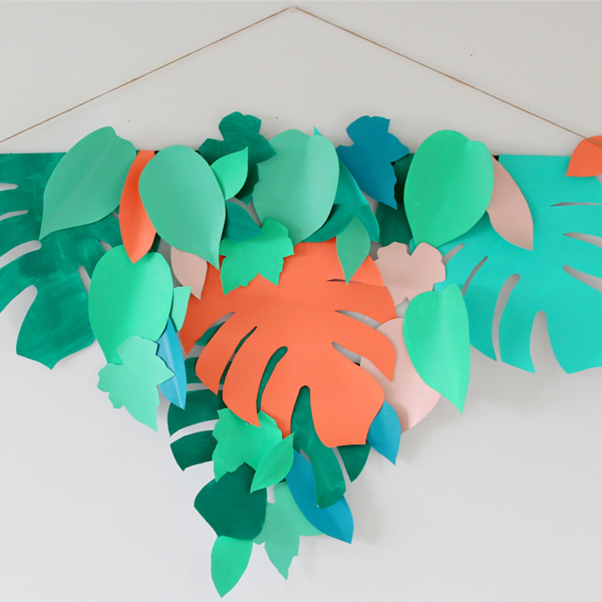Easy DIY: leafy wall-hanging | Habitat by Resene