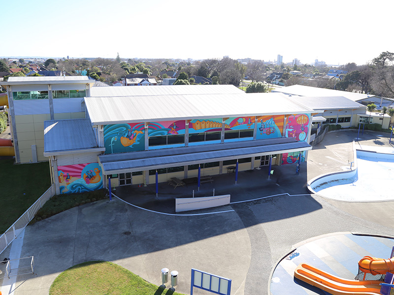 The Lido Aquatic Centre gets a colourful lift | Habitat by Resene