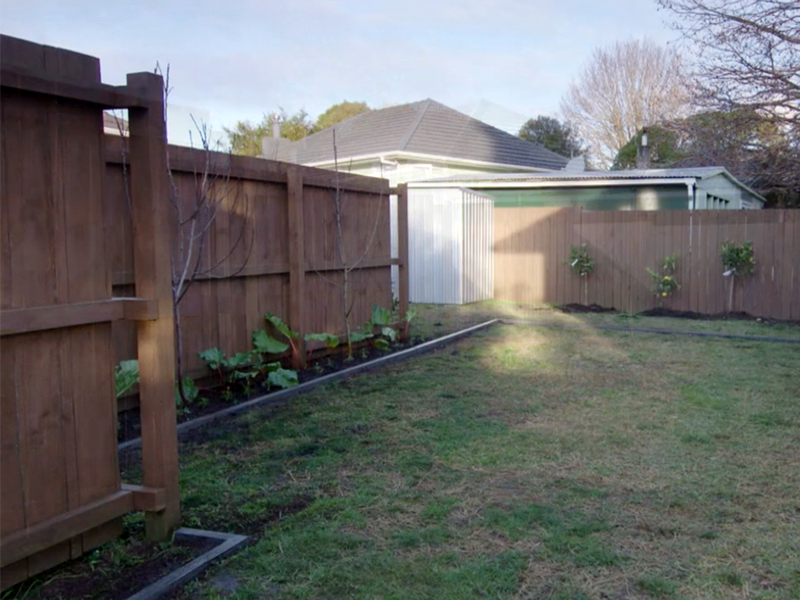 Get Growing: how to make timber edging | Habitat by Resene