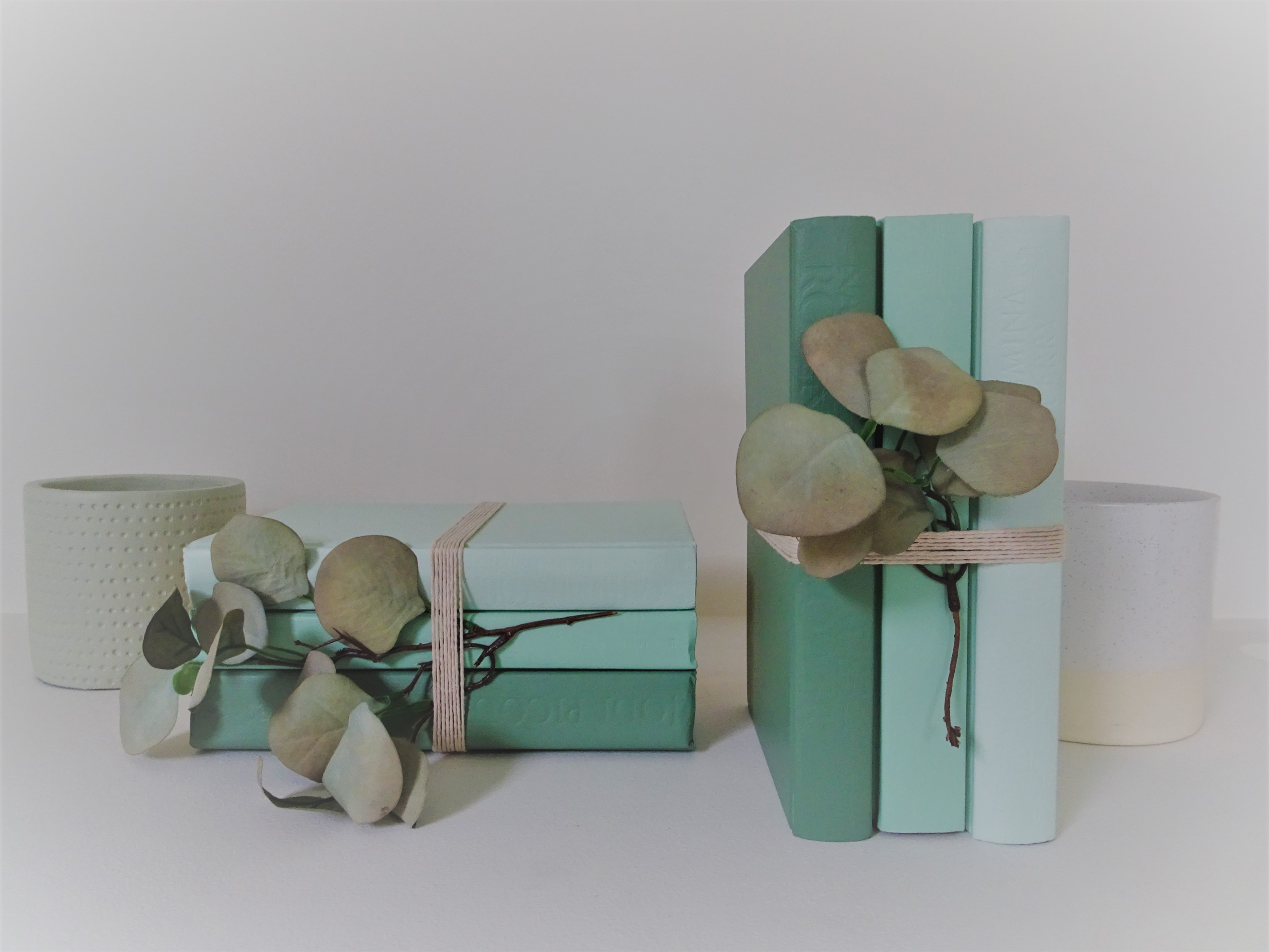 Decorate your shelves with these pretty DIY painted books | Habitat by ...