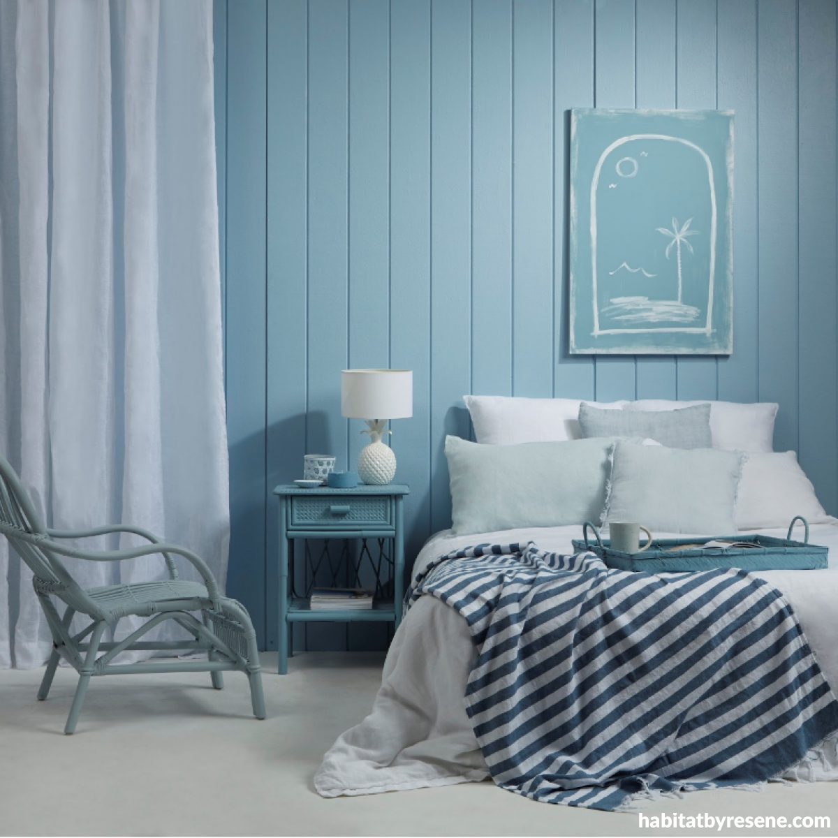 Going coastal: How to create the laid-back beachy bach look using blues ...